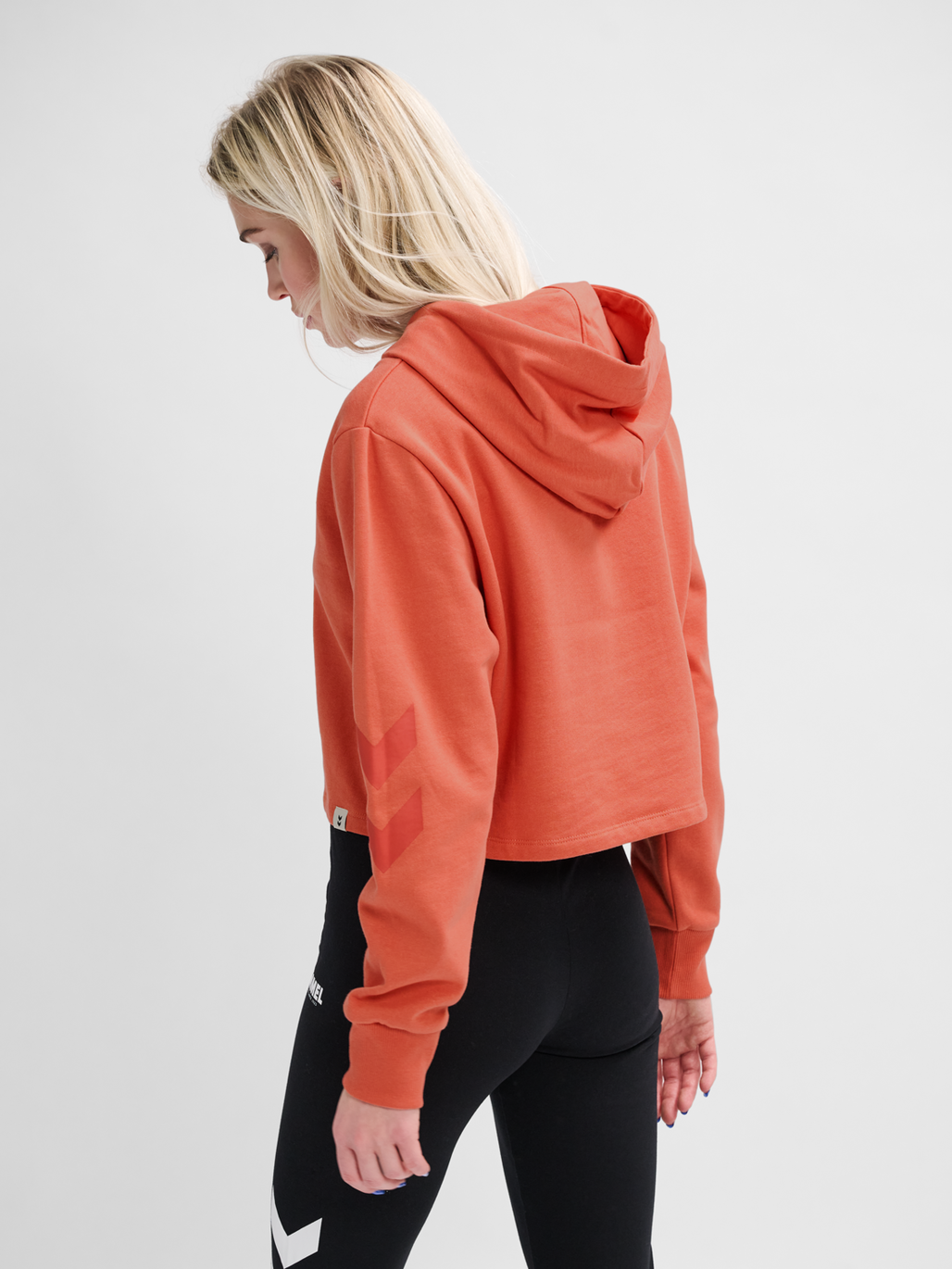 hummel LEGACY WOMAN CROPPED HOODIE APRICOT BRANDY hummelsport
